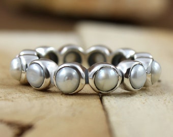 Bezel Set Pearl Ring - Etsy
