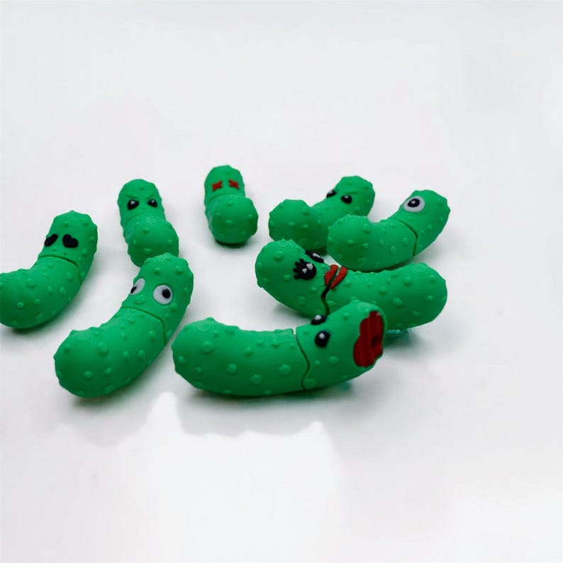 Articulated Pickle Fidget Toy, Desk Stress Toy, Pickle Lover, 3D ...