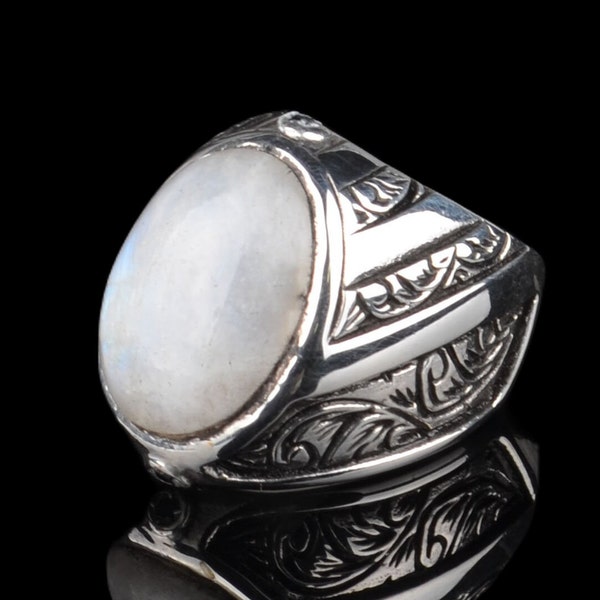 Large Moonstone Ring - Etsy