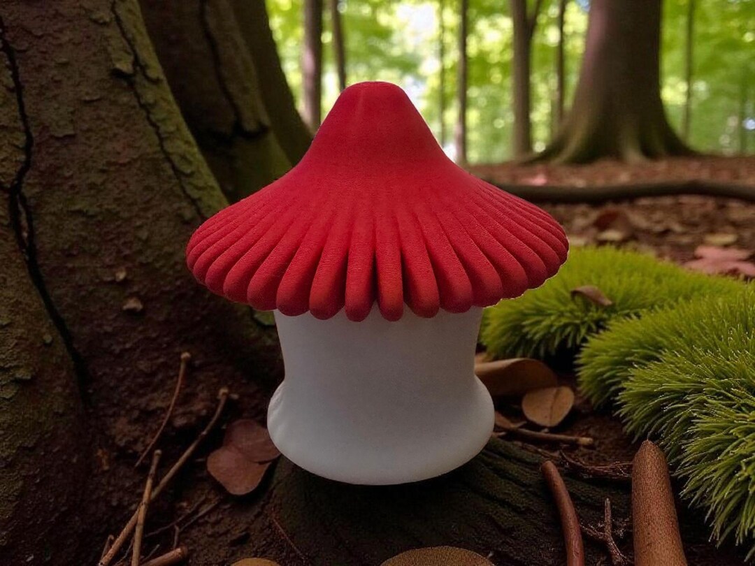 Geocache Fluted Mushroom Container With Log - 3D Printed Cottagecore - Etsy
