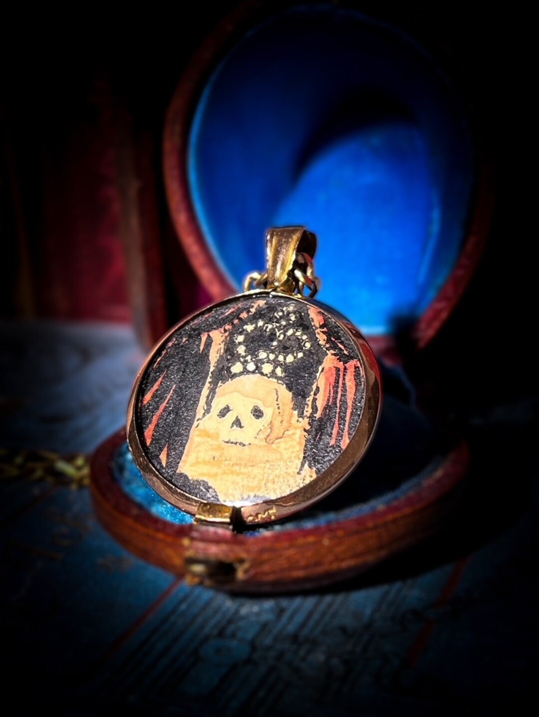 Antique Memento Mori Glass Locket Pendant in 9 Carat Gold Skull ...