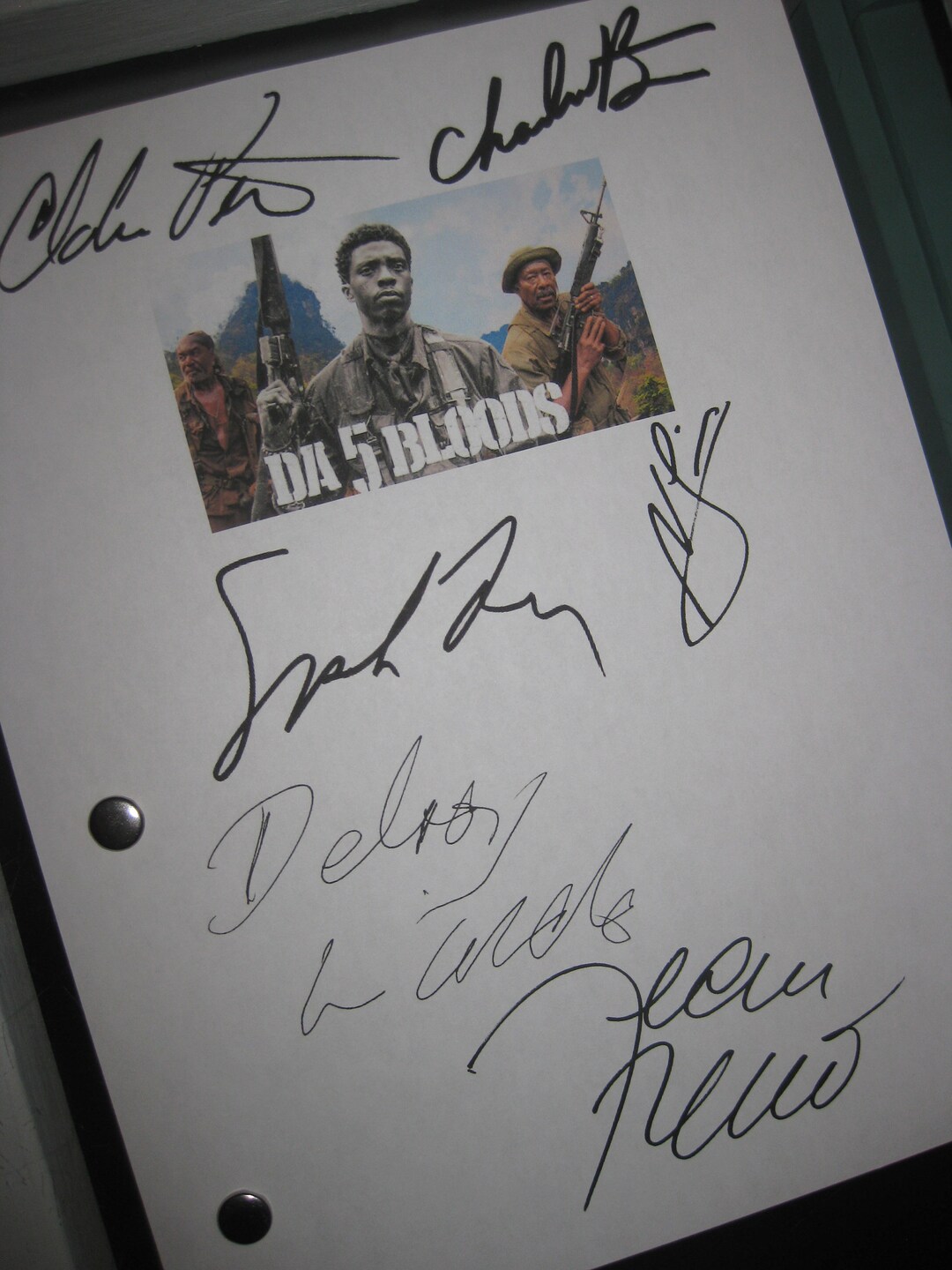 Da 5 Bloods Signed Movie Film Script Screenplay X6 Autograph Delroy ...
