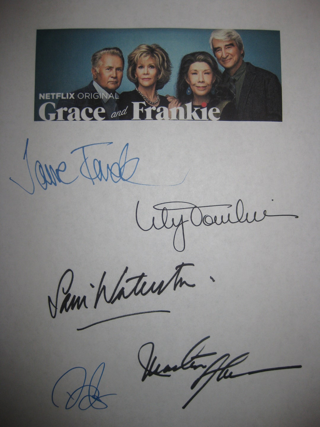Grace and Frankie Signed TV Script Screenplay Autograph X5 Jane Fonda ...