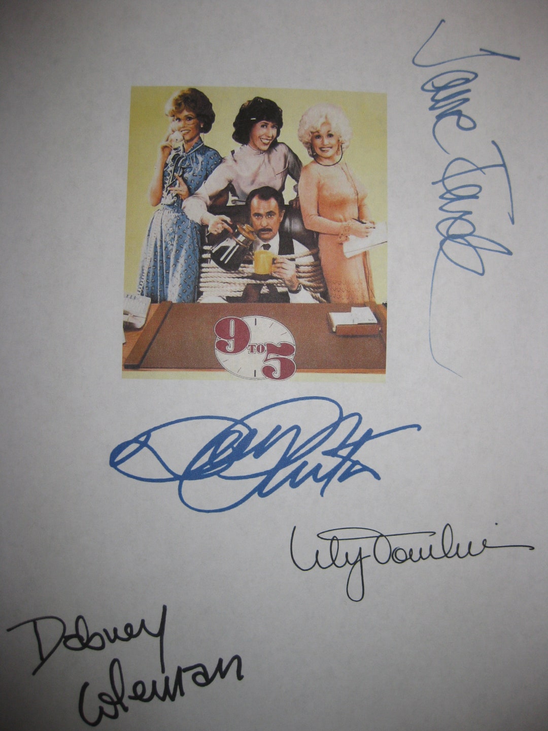 Nine to Five Signed Film Movie Screenplay Script 9 to 5 X4 Autograph ...