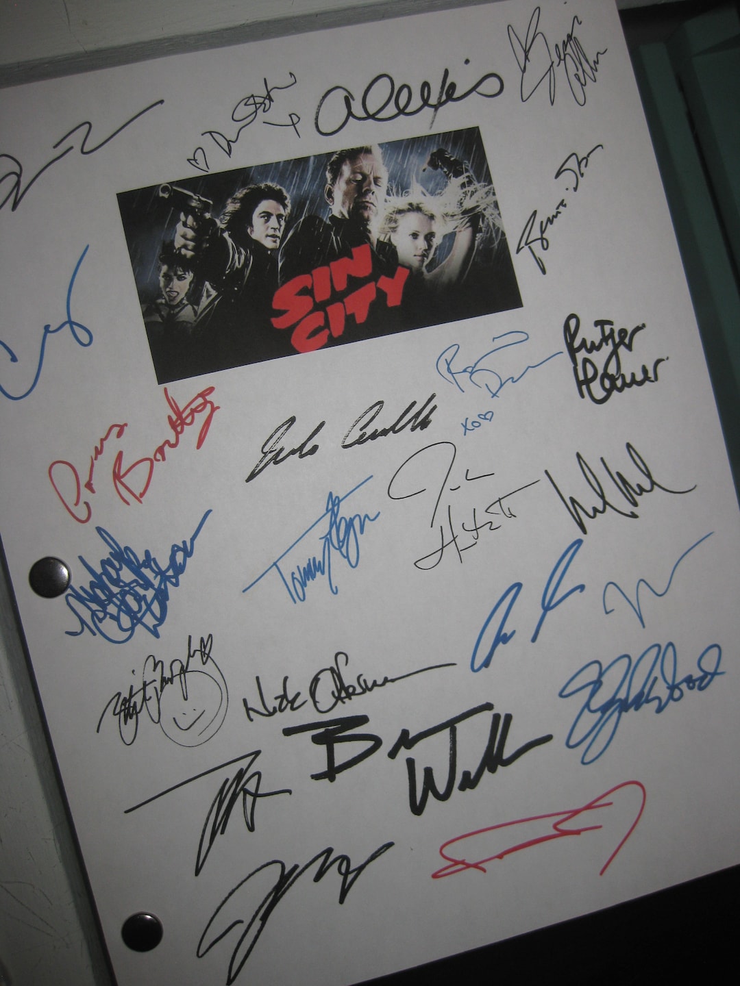 Sin City Signed Movie Film Script Screenplay X23 Autograph Clive Owen ...