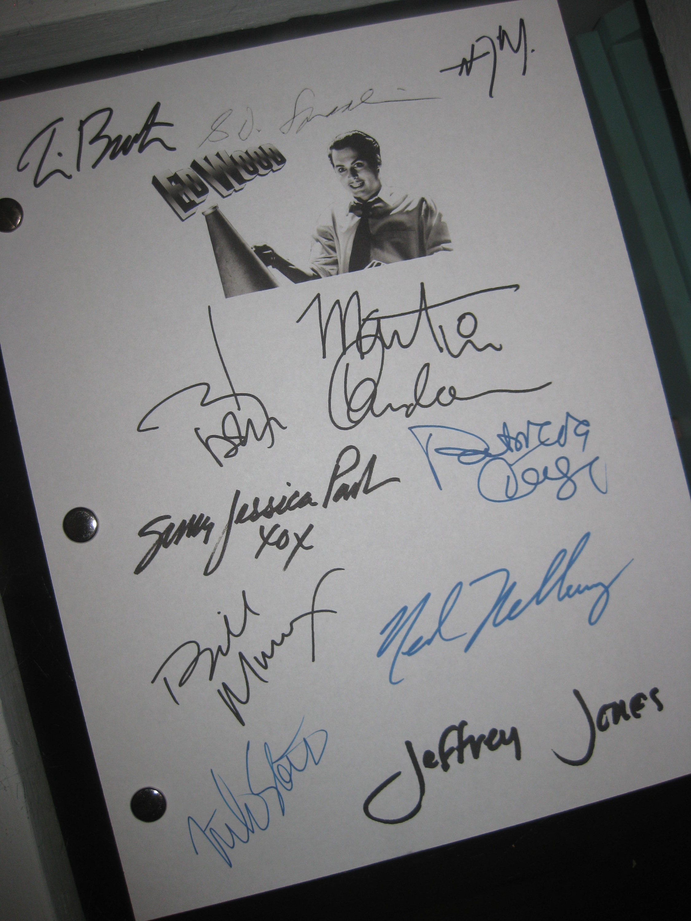 Ed Wood Signed Movie Film Script Screenplay X11 Autograph Tim Burton ...