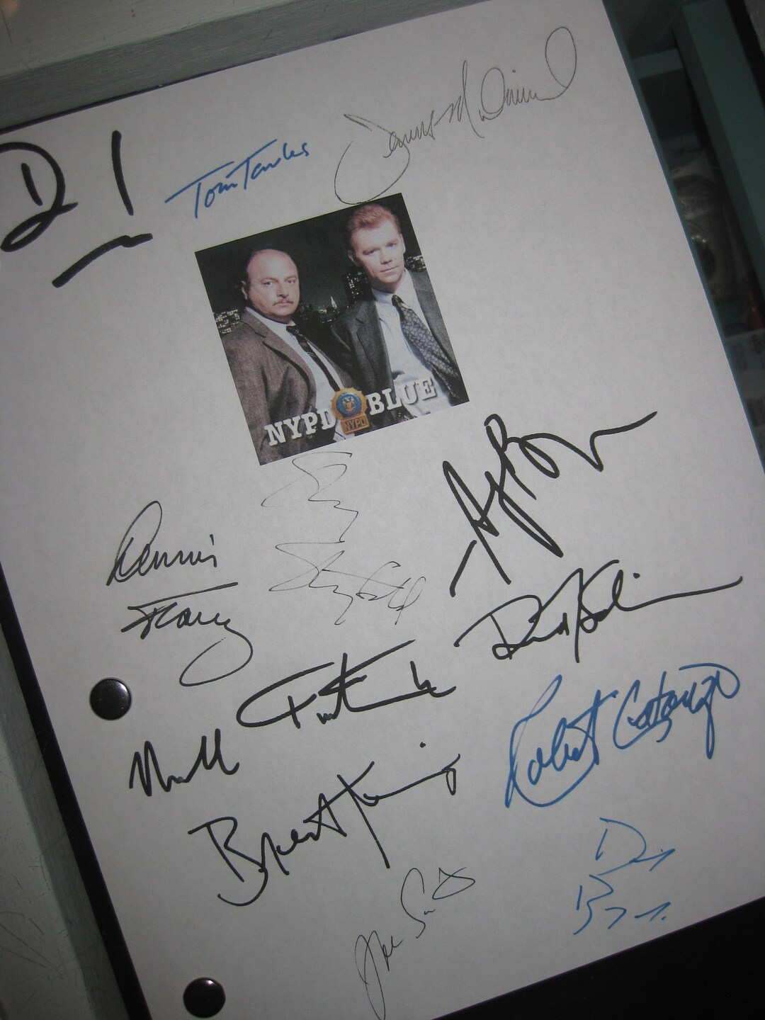 NYPD Blue Signed TV Script Screenplay X12 Autographs David Caruso ...