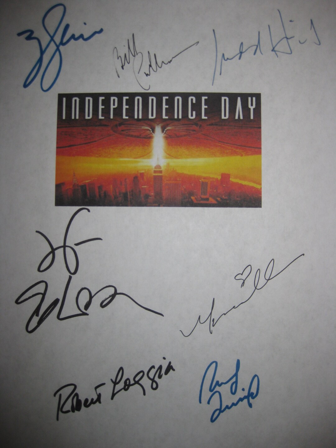 Independence Day Signed Film Movie Script Screenplay Autograph X7 Will ...