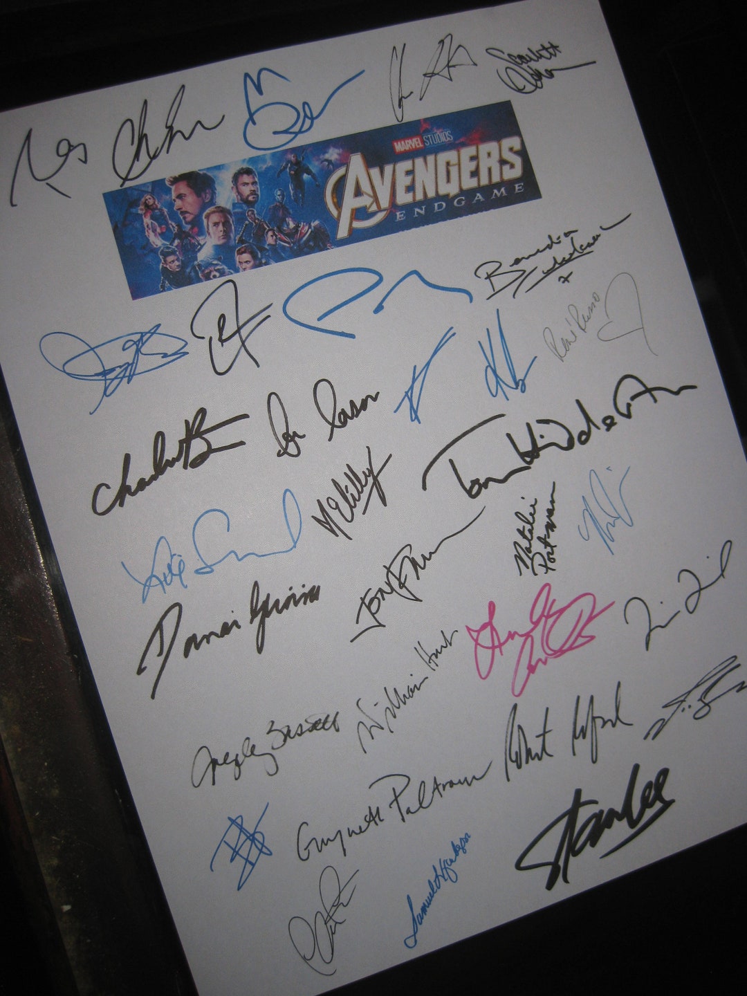 The Avengers Endgame Signed Film Movie Screenplay Script X32 Autographs ...