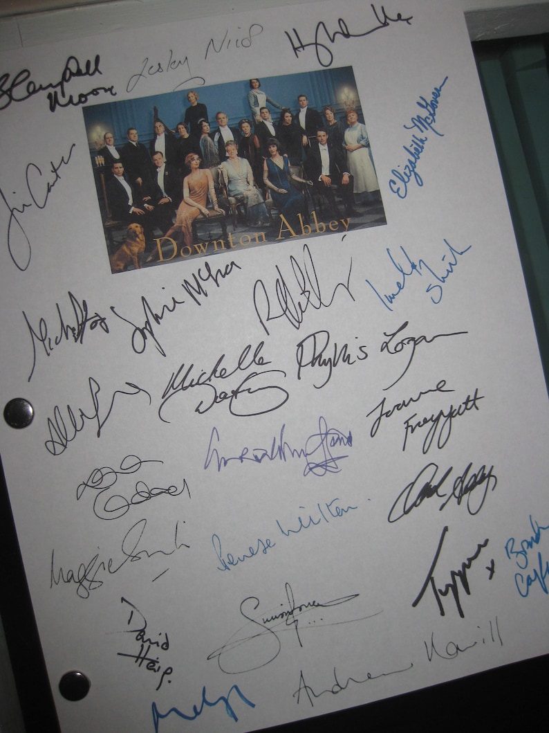 Downton Abbey Signed Movie Film Script Screenplay X24 Autographs ...
