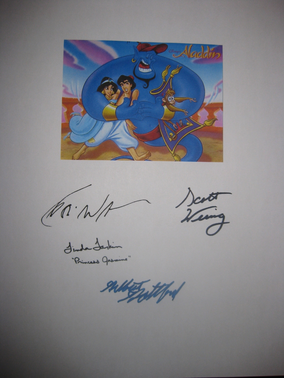 Aladdin Signed Movie Film Script Screenplay X4 Autograph Robin Williams ...
