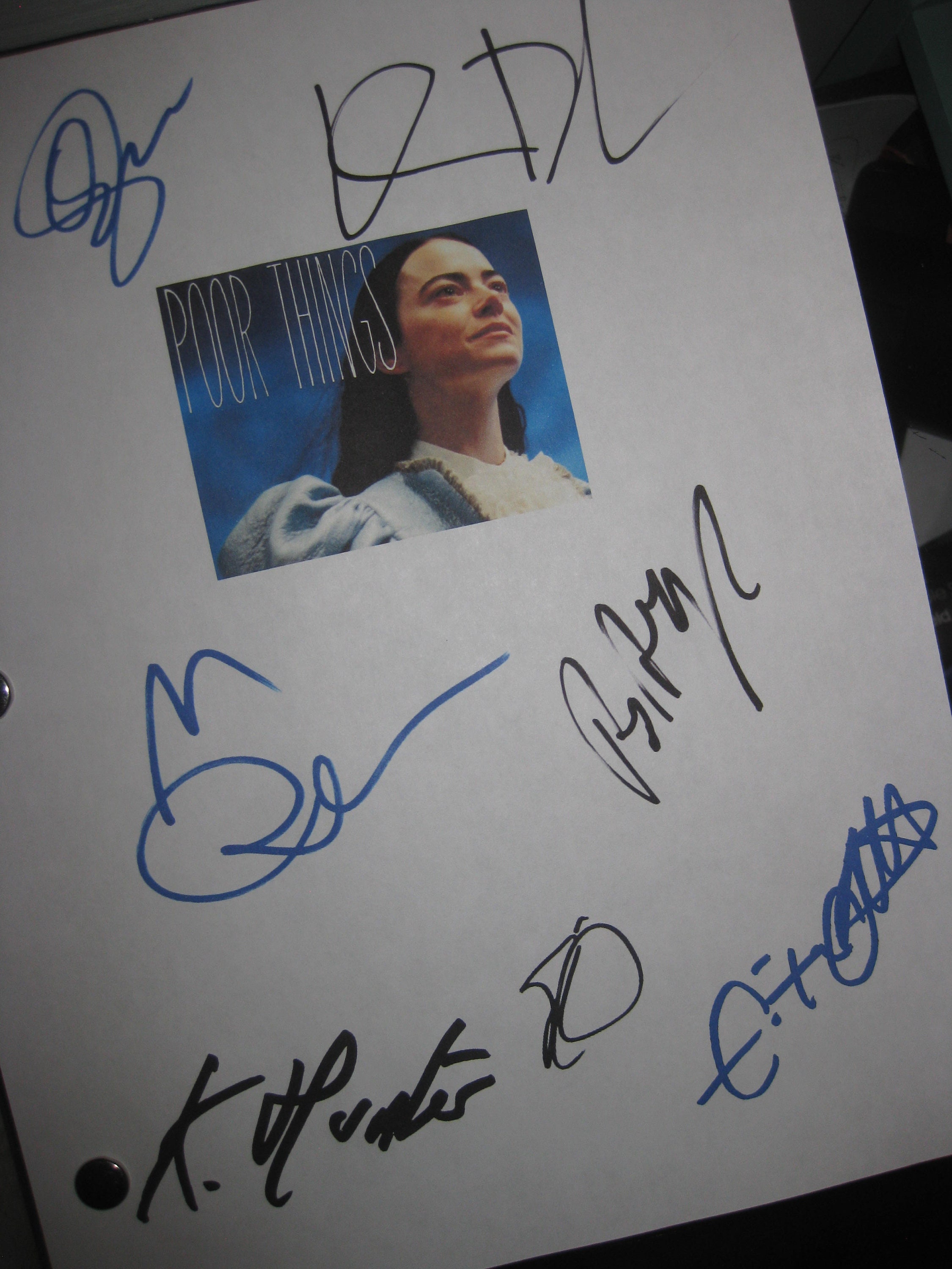 Poor Things Signed 2023 Movie Film Script Screenplay X7 Autograph Emma Stone Mark Ruffalo Willem ...