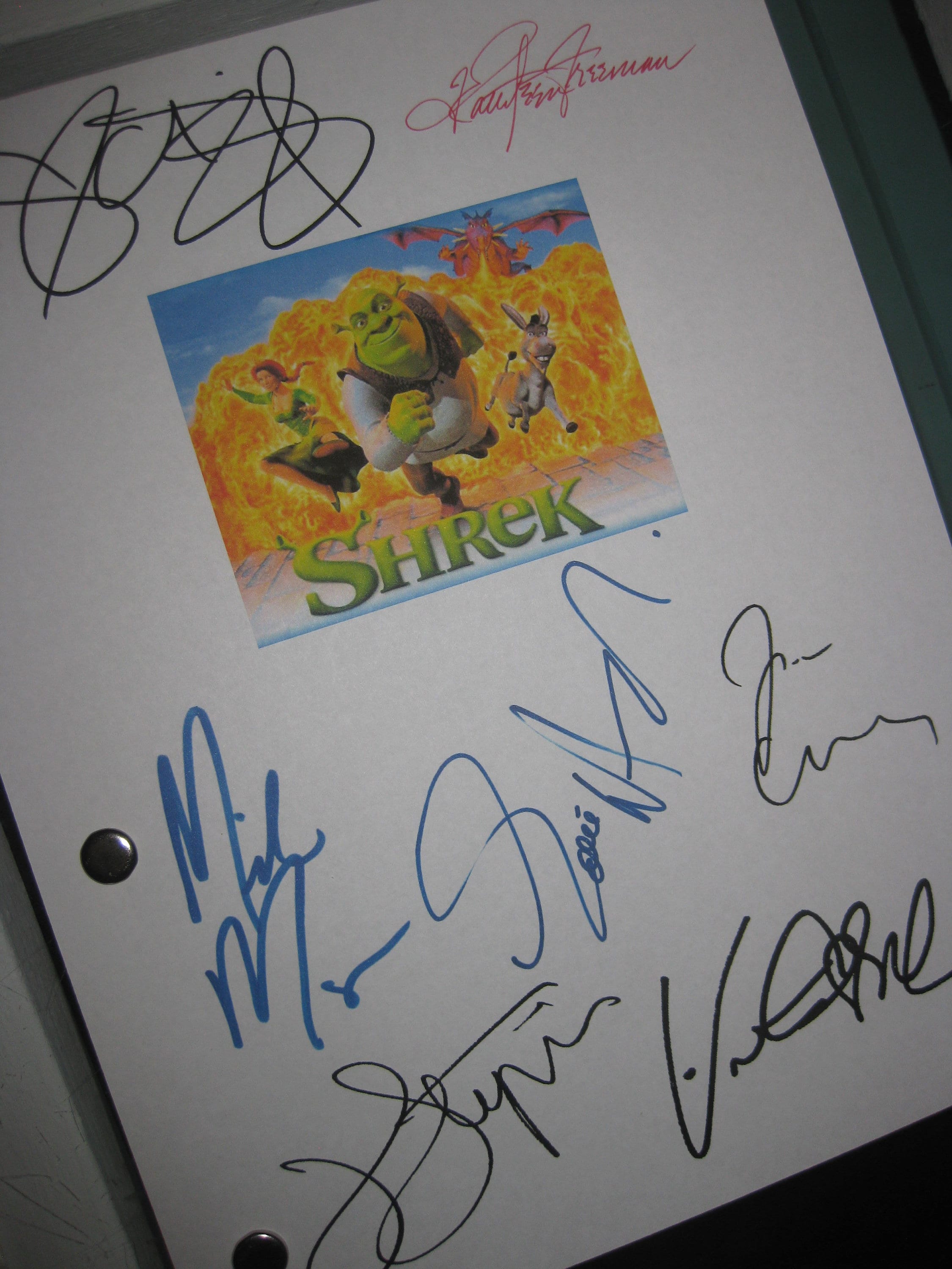 Shrek Signed Movie Film Script Screenplay X7 Autograph Mike Myers Eddie ...