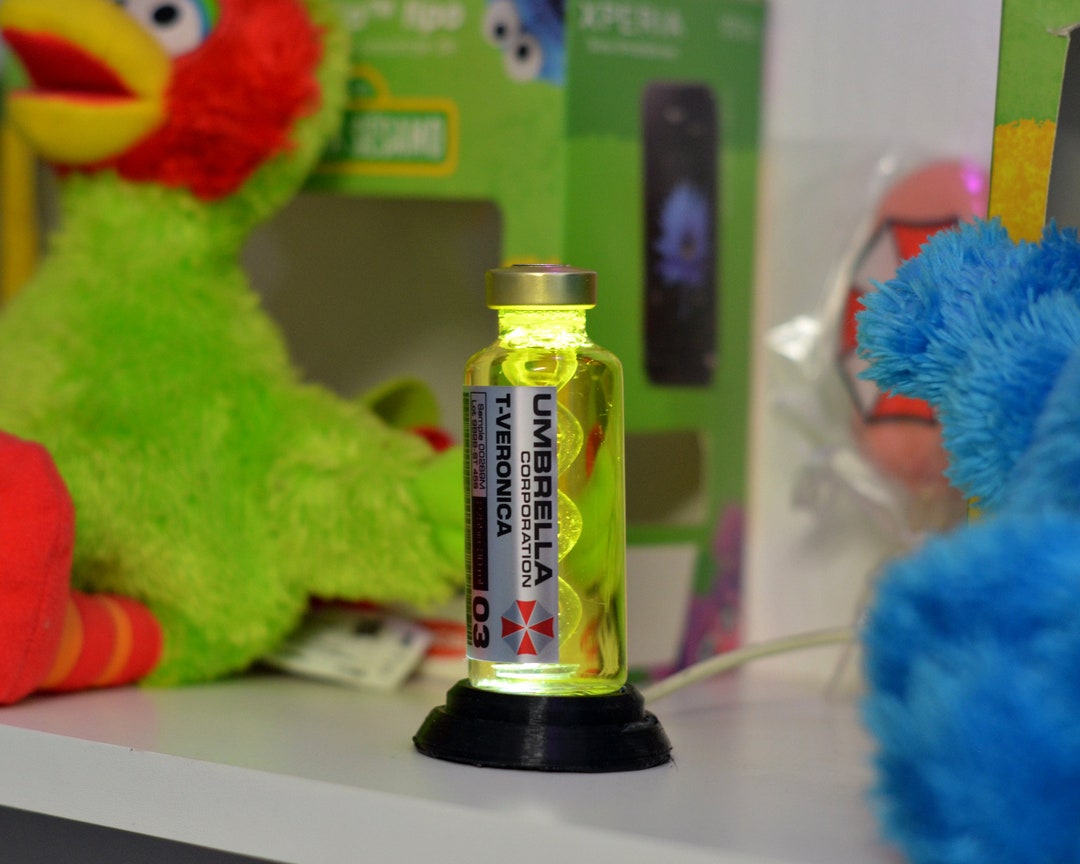 Resident Evil Vial T Veronica Virus Liquid Color Version Prop - Etsy