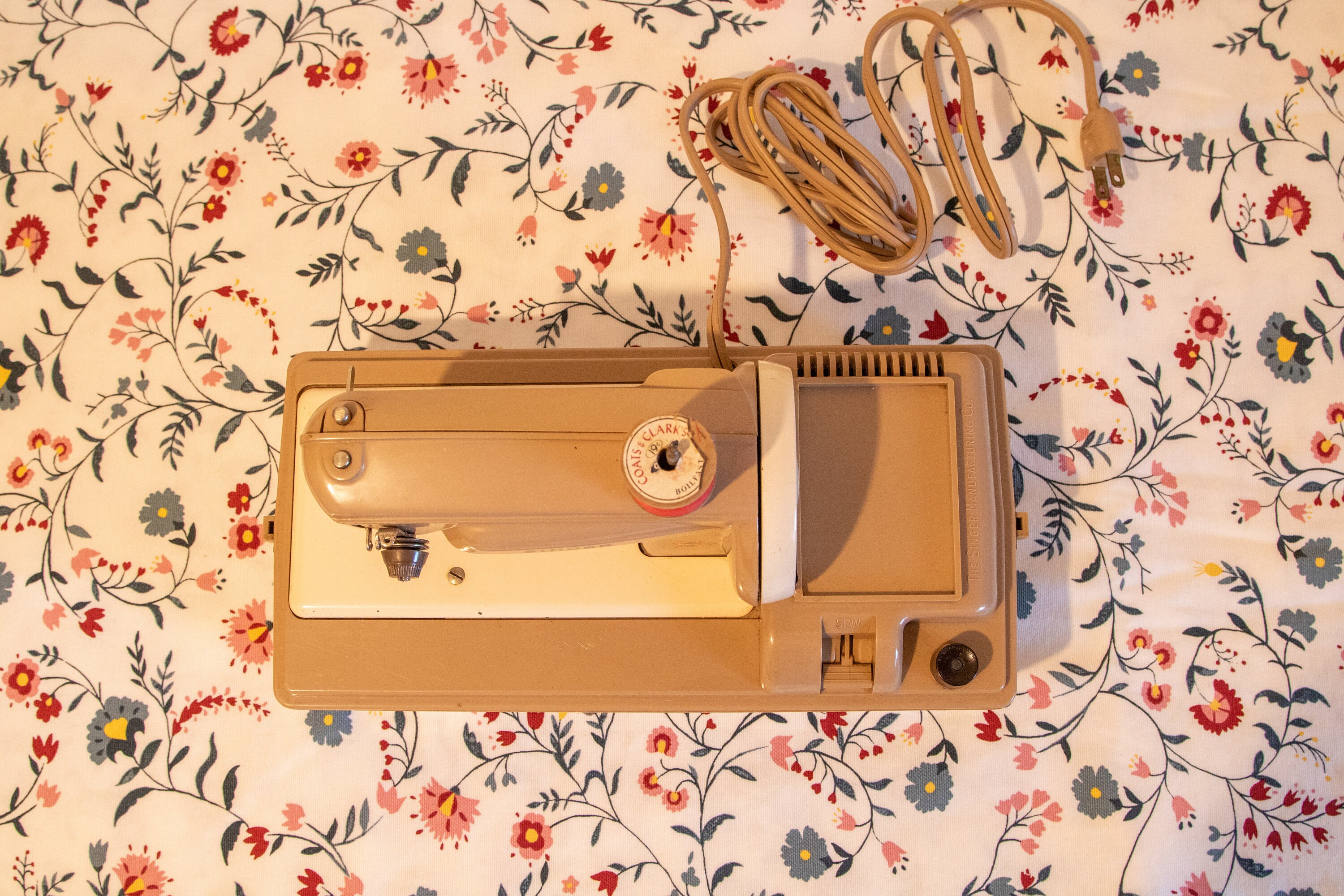 Vintage Singer Sewhandy Model 50D With Case Child's Sewing Machine 60's ...
