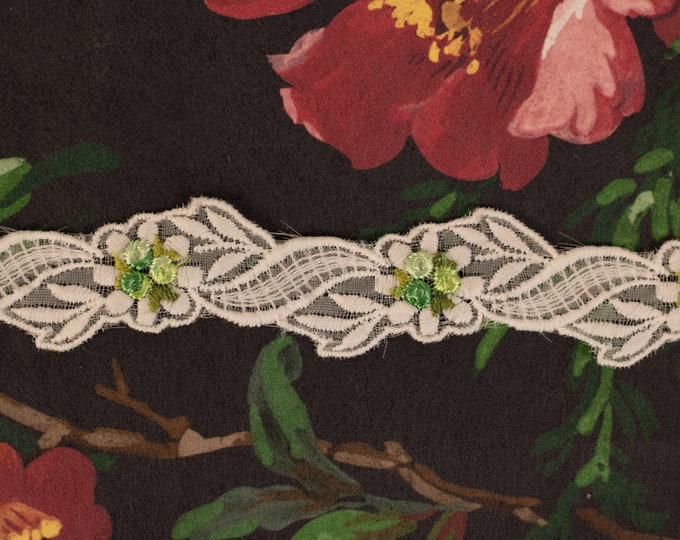 Vintage Embroidered Floral Lace Trim - Sold by the Half Yard - Vine ...