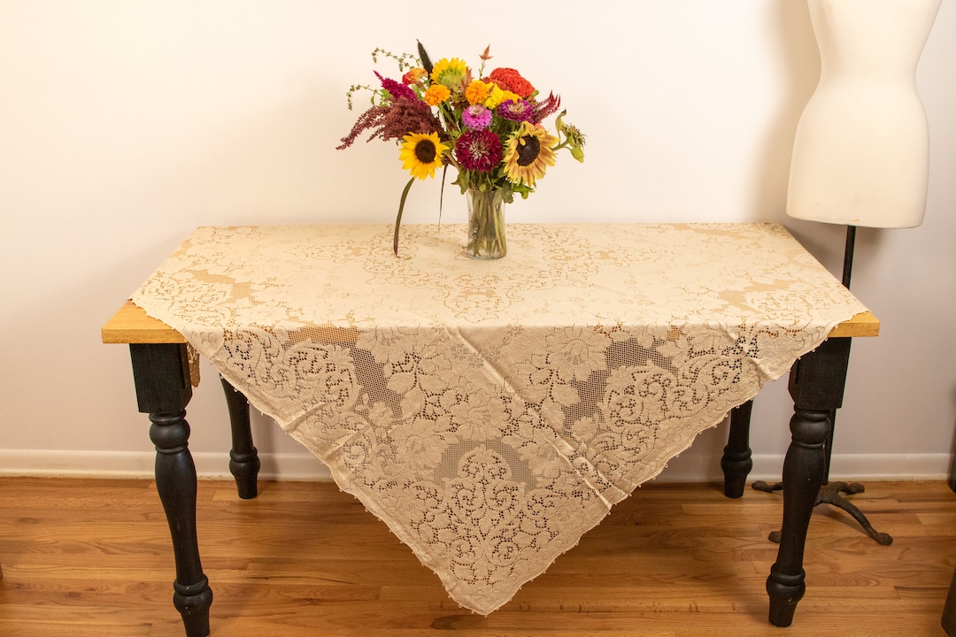AUTHENTIC 1950's Quaker Lace Square Tablecloth With Original Box 72in X ...
