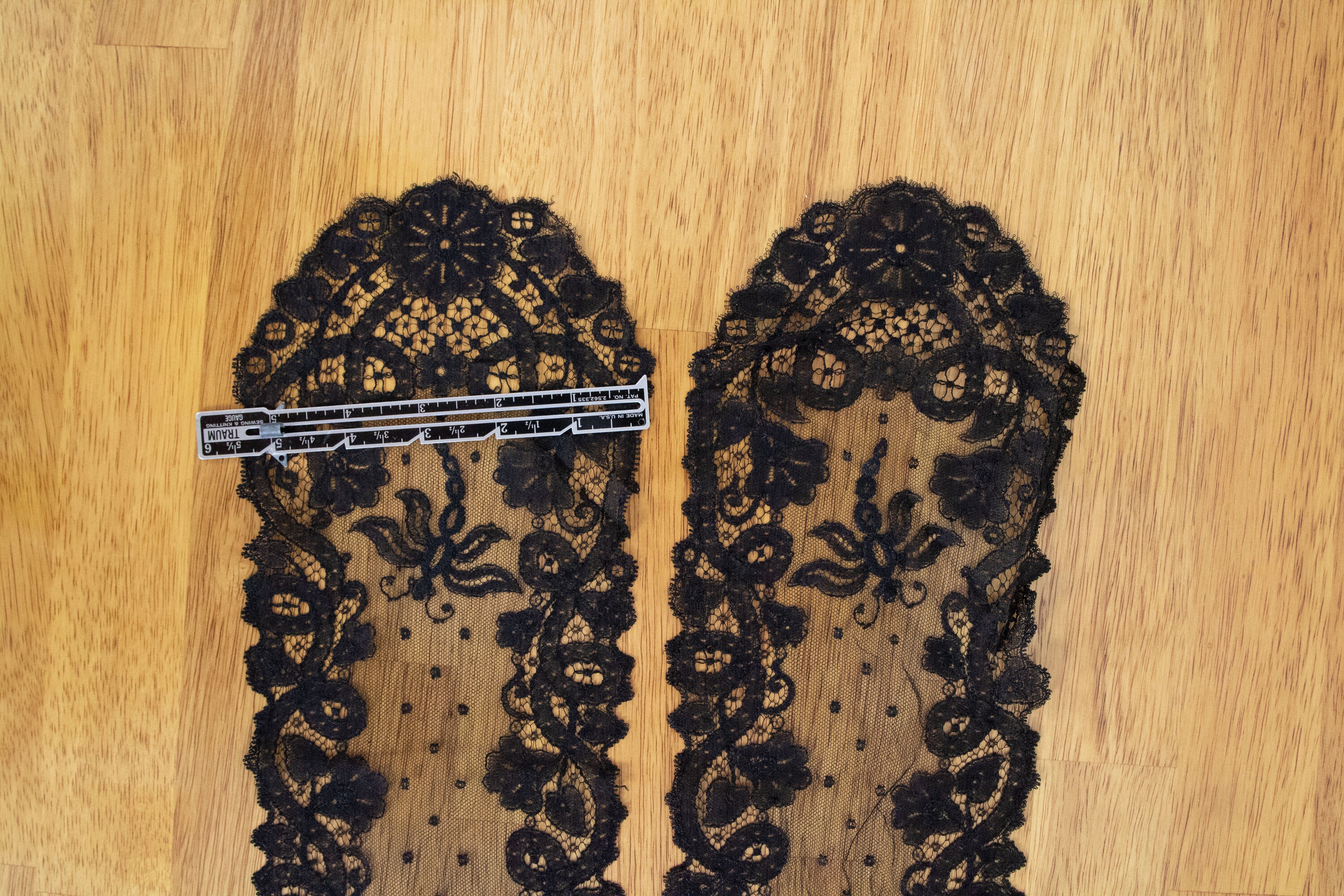 STUNNING 1840s Victorian Black Lace Mourning Lappet Victorian Mourning ...