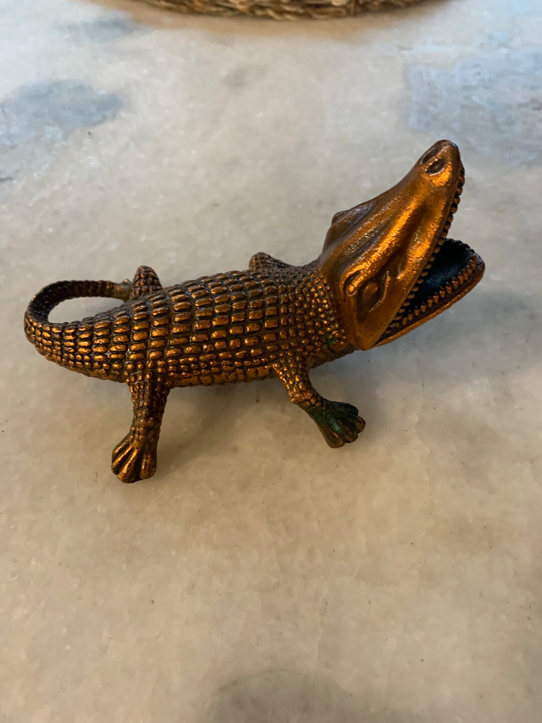 Vintage, Copper, Crocodile/alligator Paperweight, Pre-owned - Etsy