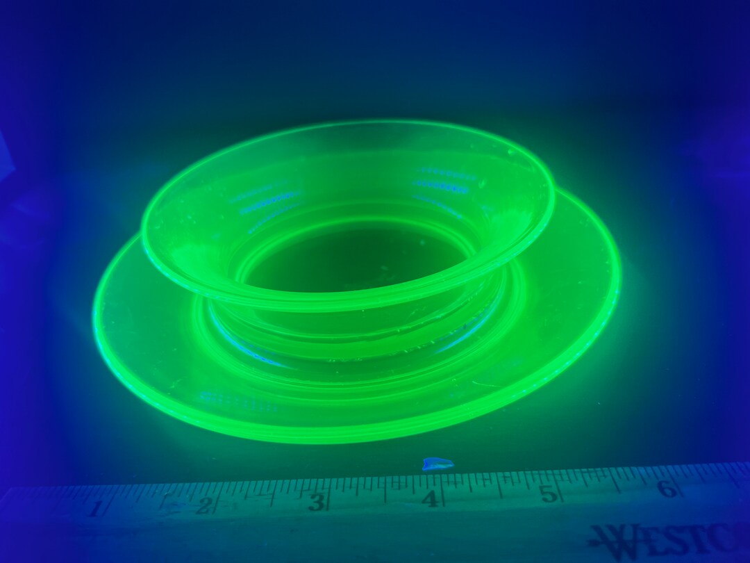 Uranium Glass Ashtray (w/ Optional UV LED Display) - Etsy