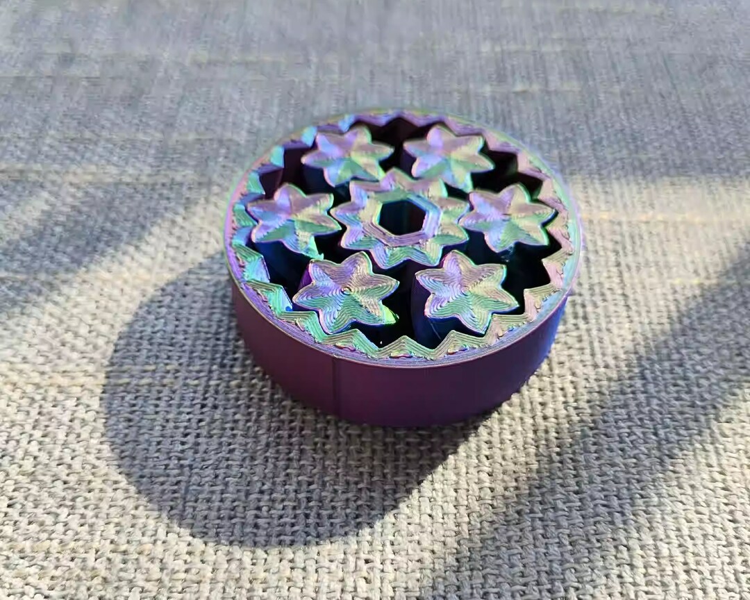 3D Printed Planetary Gear Creative Fingertip Spinning Top - Etsy 3D Printed Planetary Gear Creative Fingertip Spinning Top - Etsy