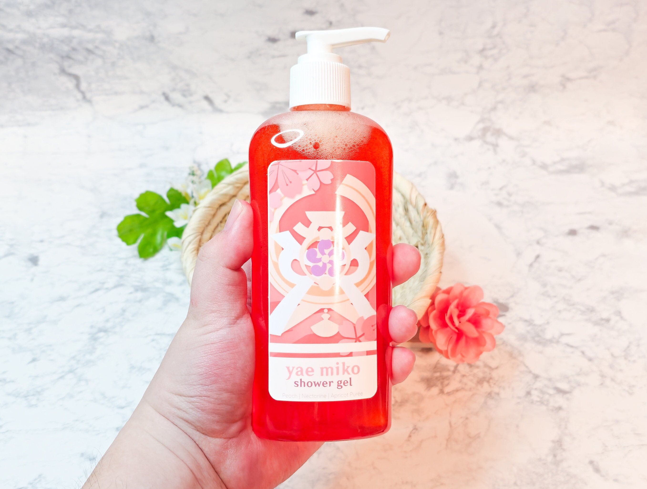 Yae Miko Shower Gel Peach Scented Liquid Shampoo And Bath Soap 6517