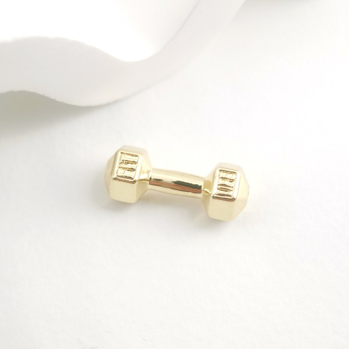 Everyday Sleek Barbell Charm,18k Gold Plated,barbell Pendant,dumeebll ...