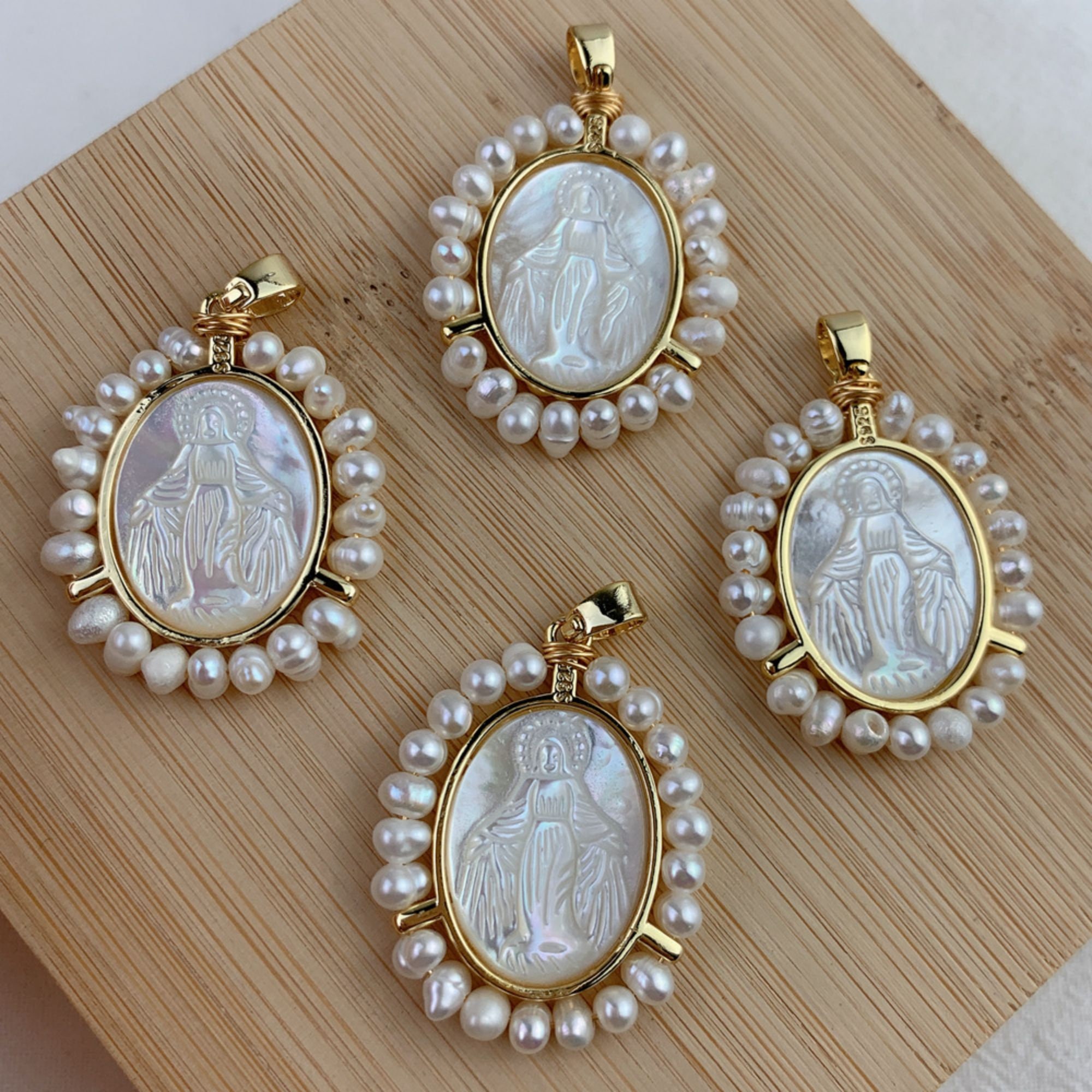 MOP Maria Pendant, 18K Gold Brass Inlay Shell, the Virgin Mary, Oval ...