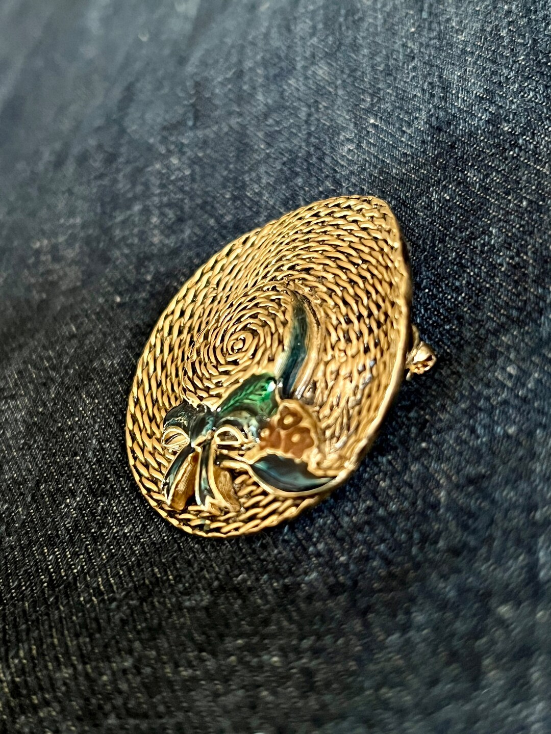 MFA Museum Pin Inspired by Frank Weston Benson’s Eleanor Painting-- Hat ...