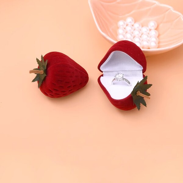 Strawberry Ring - Etsy
