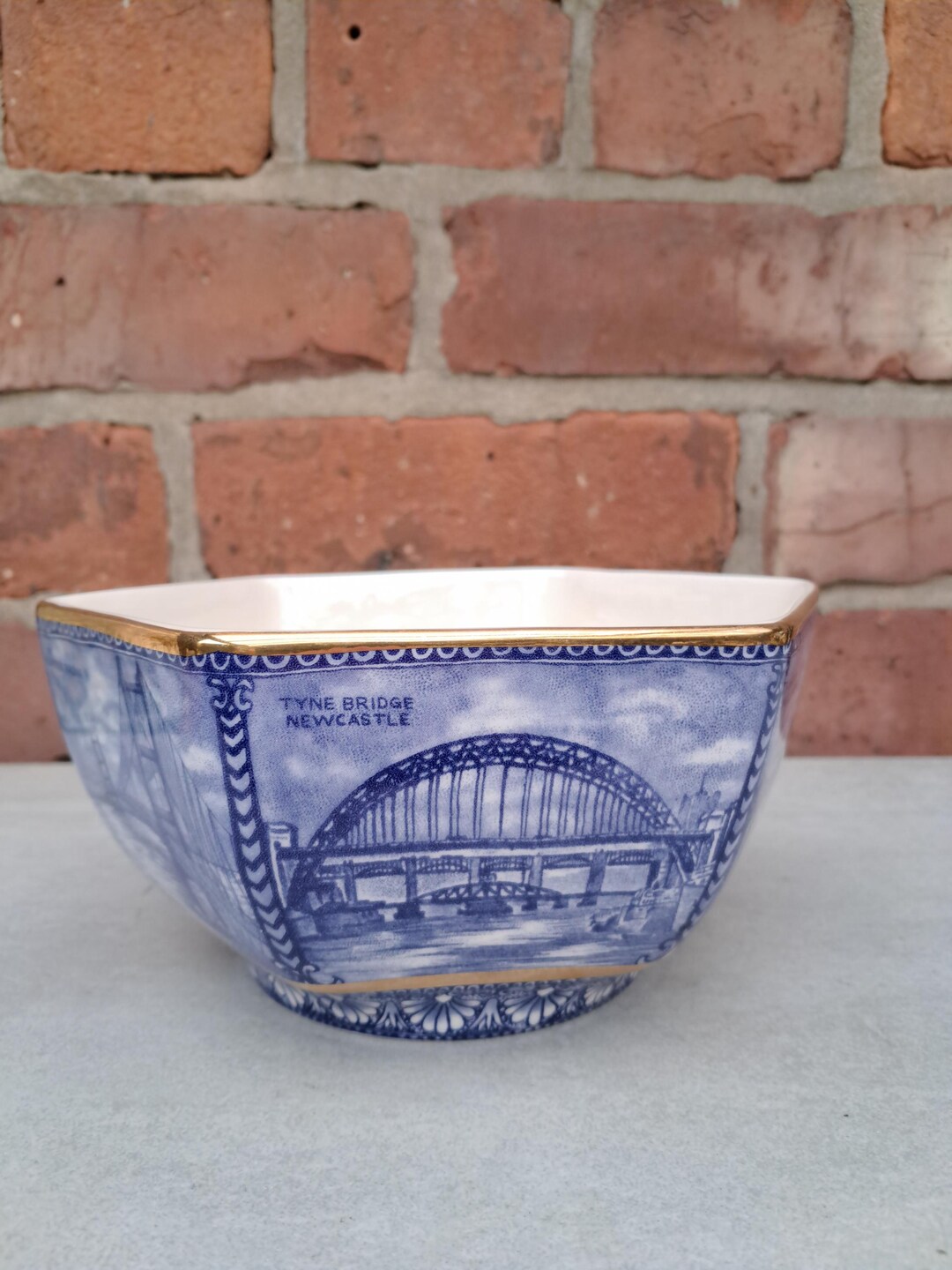 Vintage Wade Pottery Fruit Bowl North East Bridges Tyne Bridge ...