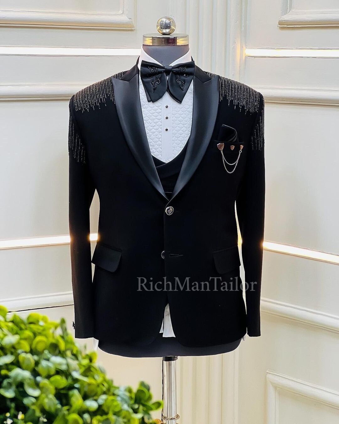 Tuxedo 394 Lupon gov ph