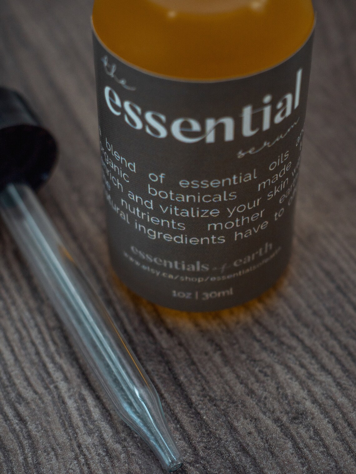 The Essential Serum – a Blend of Essential Oils and Organic Botanicals ...