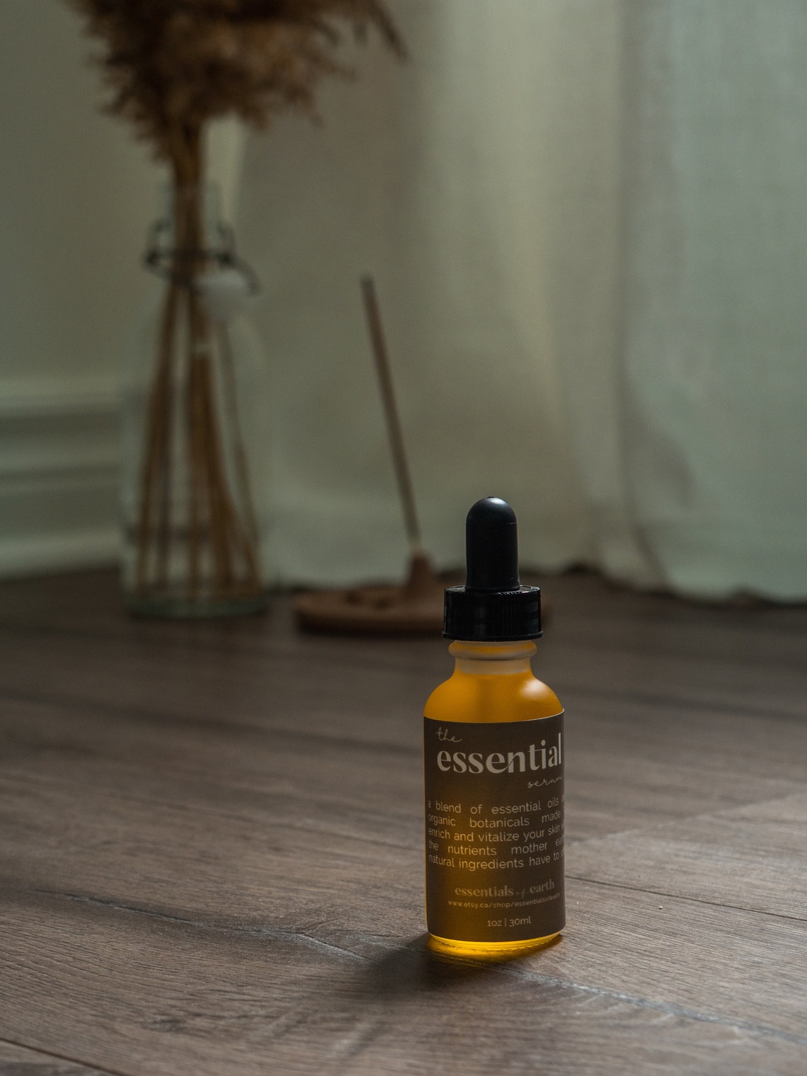 The Essential Serum – a Blend of Essential Oils and Organic Botanicals ...