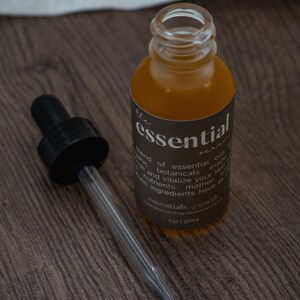 The Essential Serum – a Blend of Essential Oils and Organic Botanicals ...