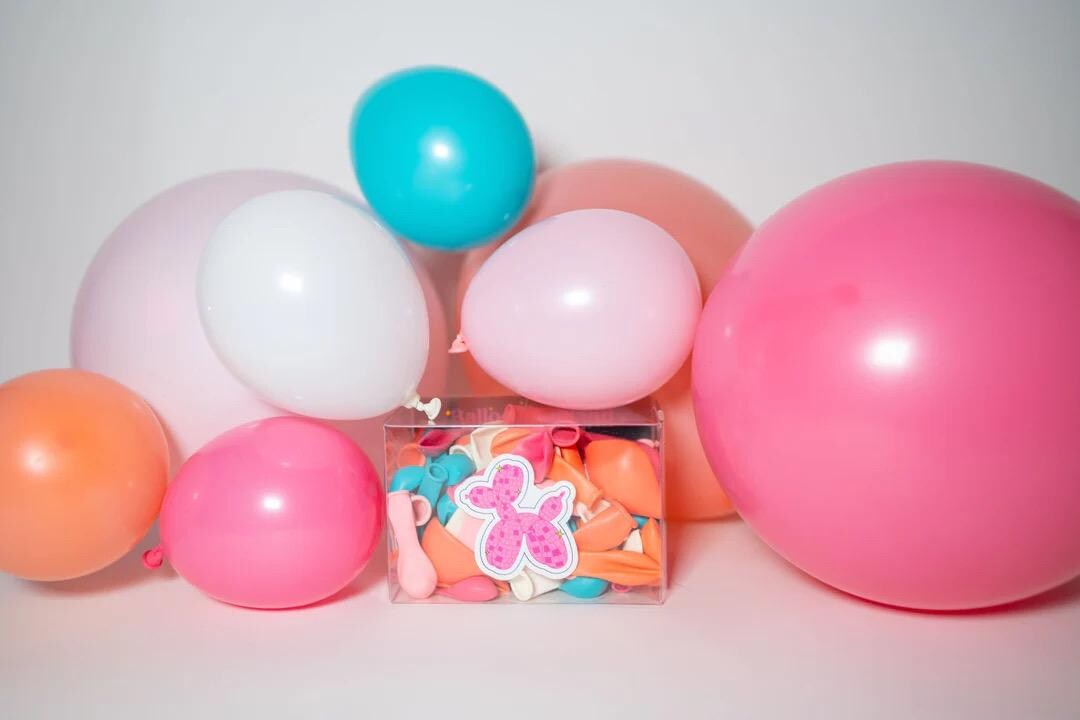 Paris, Je T'aime DIY Balloon Garland Kit | Bridal Shower Balloons ...