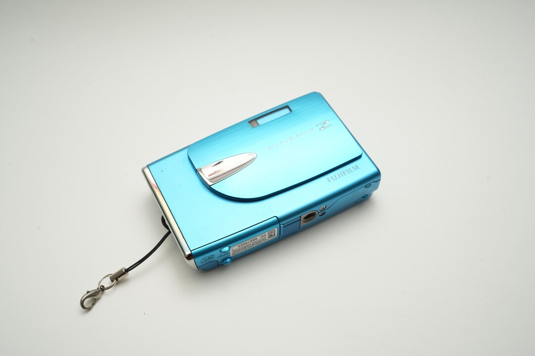 Blue Fujifilm Z20 Y2K Camera Vintage Digicam Aesthetic With Original ...