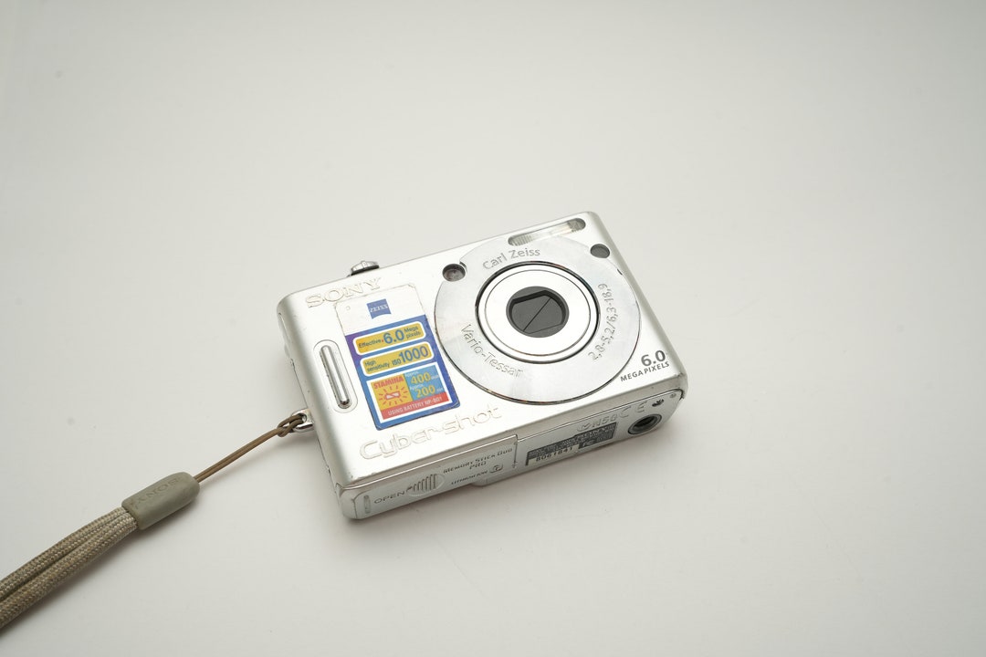 Sony Cybershot DSC W30 Y2K Camera Vintage Digicam Aesthetic - Etsy