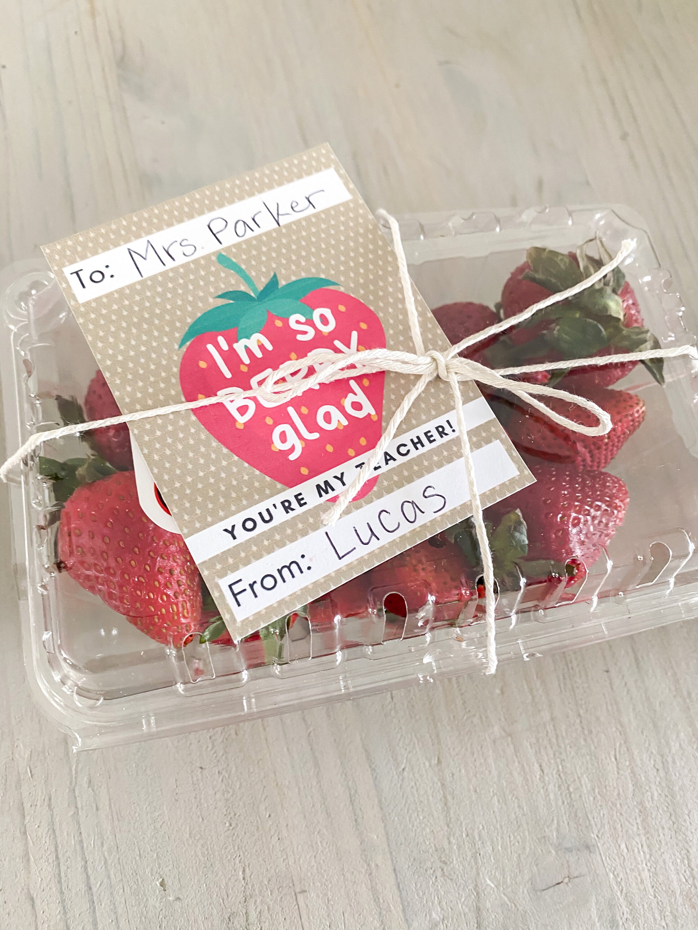 PRINTABLE Teacher Appreciation Strawberry Tag, Teacher Appreciation ...