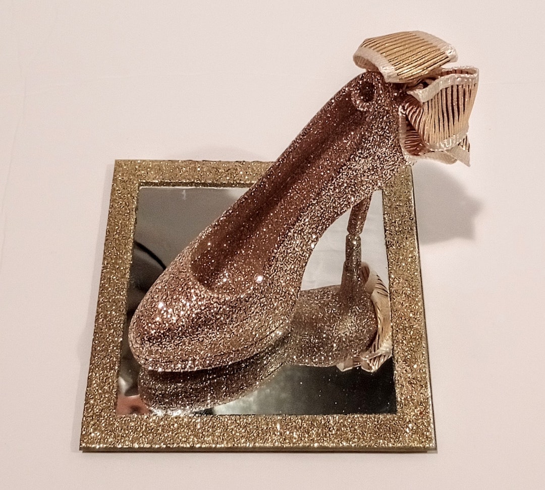 GOLD GLITTERED DECORATIVE High Heel Table Decor W/ Bonus (gift) Mirror ...