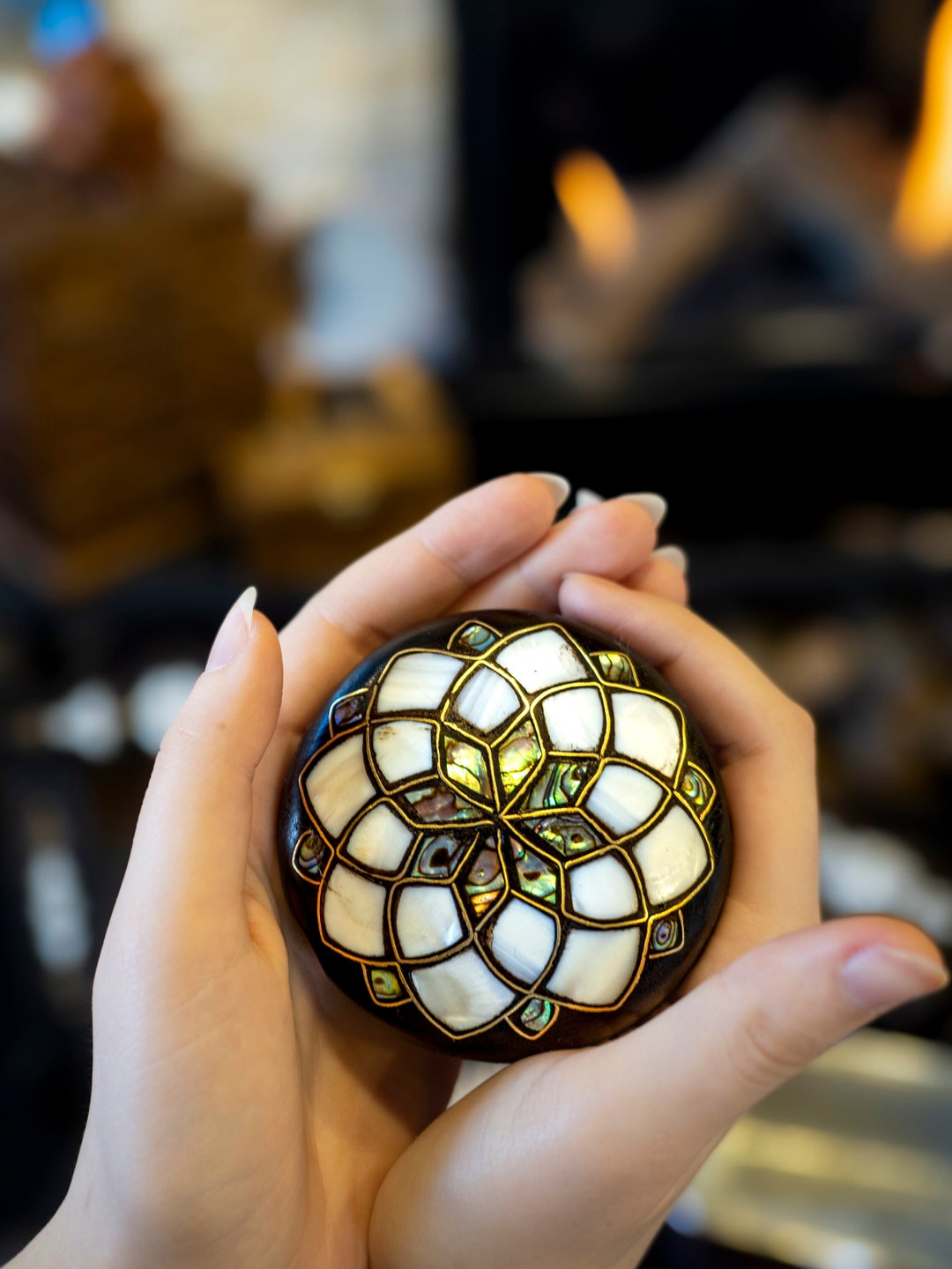 Handmade Double-layered, Foldable Pacific Blue Mother of Pearl Wooden ...