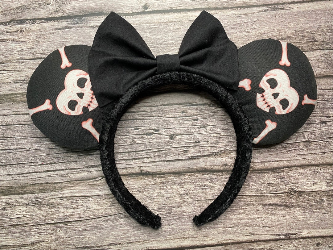 Skull Heart and Crossbones Anti-love Disney Minnie Mickey Mouse Ears ...