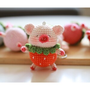 Crochet Piggy Keychain, Cartoon Animal Key Chain, Hand-crocheted Small ...