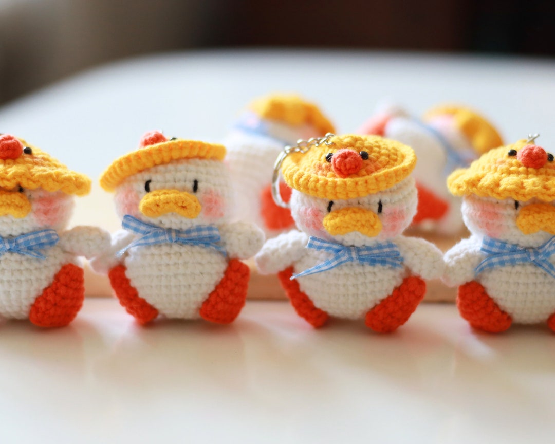 Crochet Duck Keychain, Cartoon Animal Key Chain, Hand-crocheted Small ...