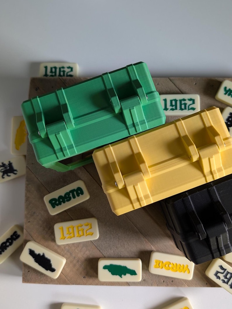 Engraved Jamaican Flag Domino Set: Jumbo Double-six With Display Case ...
