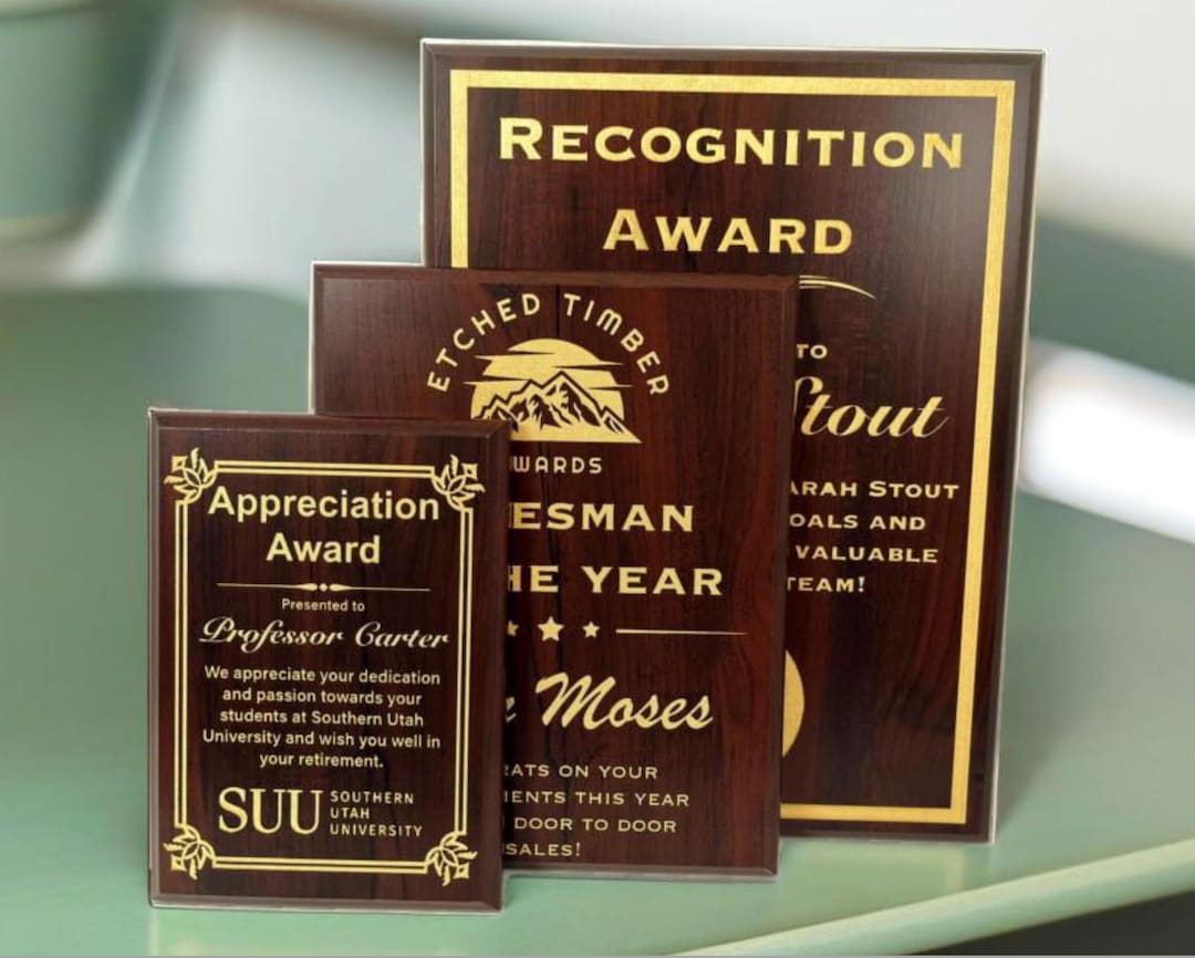 GOLD Award Plaque Trophy, Fully Customizable Plaques, Perfect Gift for ...