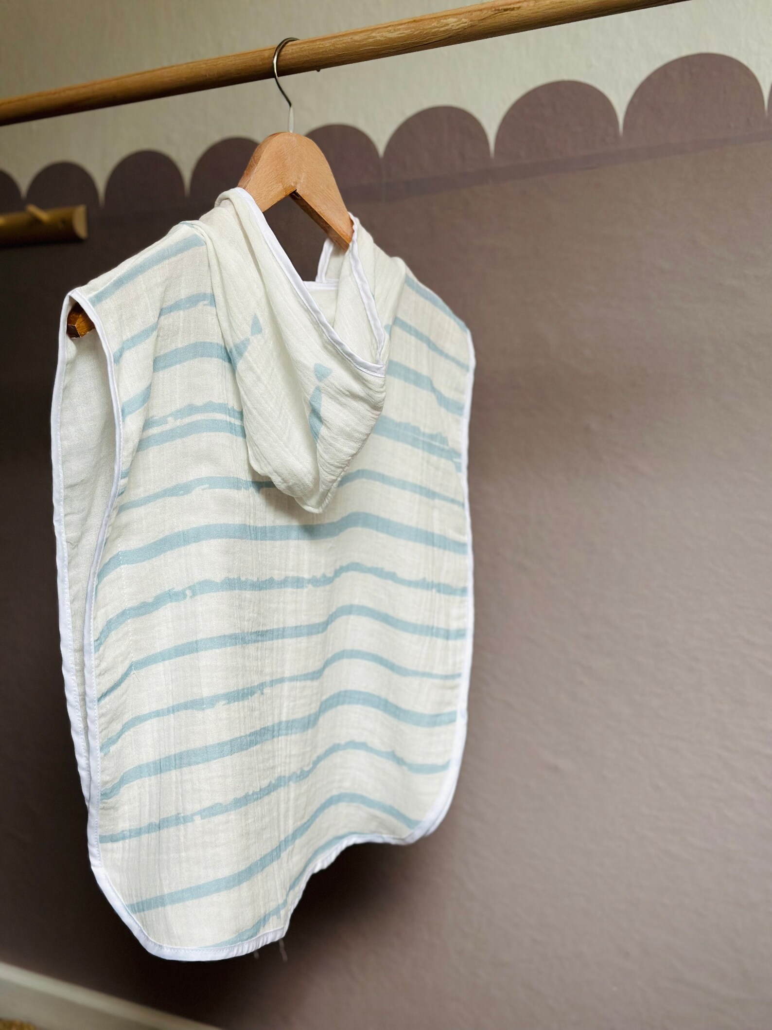 Organic Muslin Pancho Towel / Fish Poncho for Kids/ Hooded Towel Baby ...