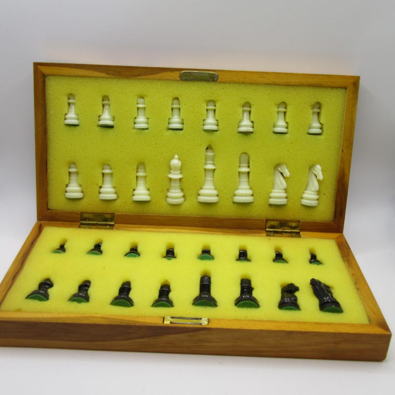 Pocket Folding Chess Set - Etsy