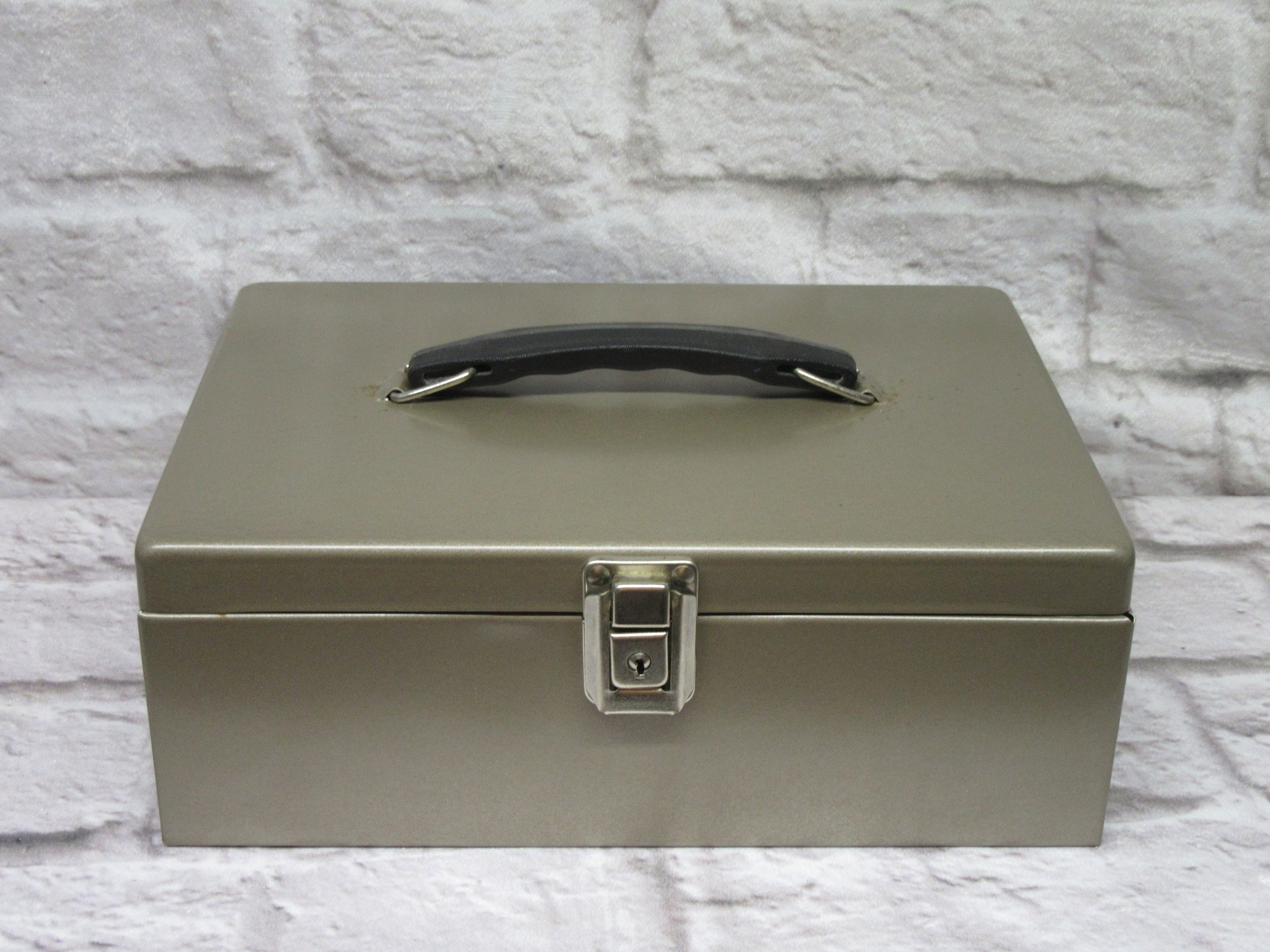 Vintage Metal Lock Box With Key - Etsy