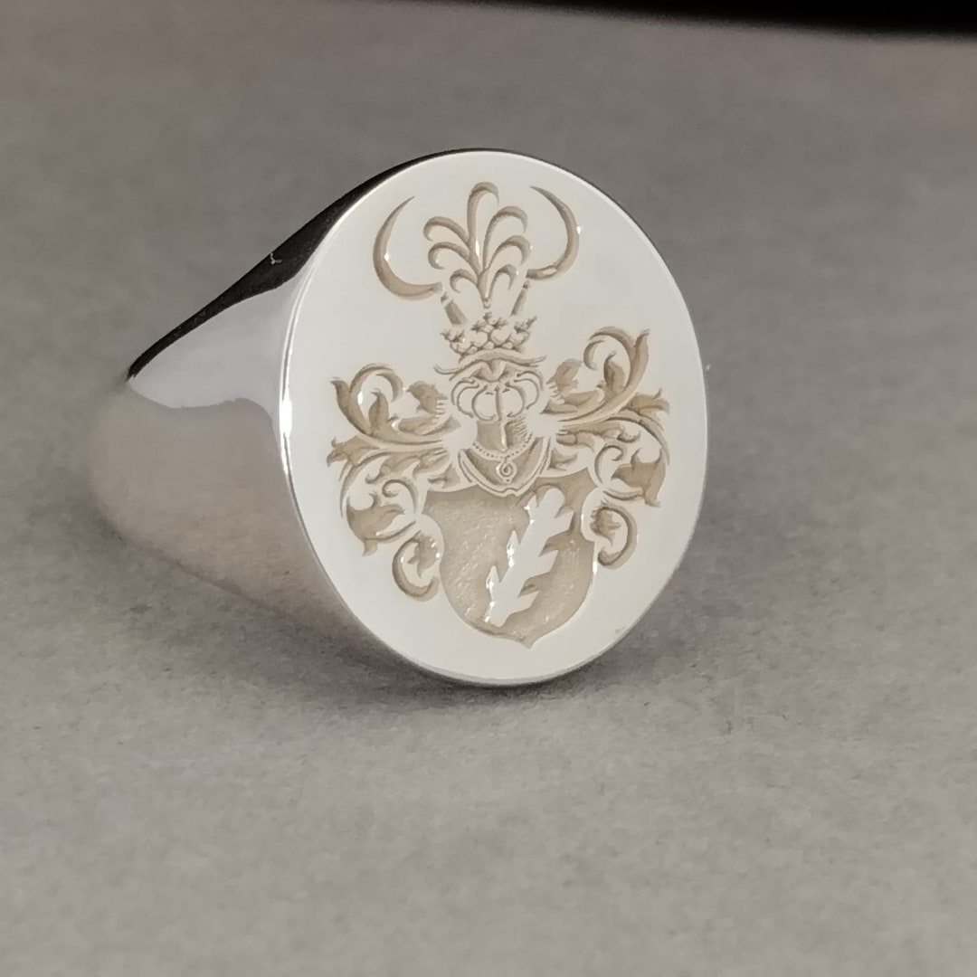 Custom Made Family Crest Signet Ring, Personalized Coat of Arms Ring ...